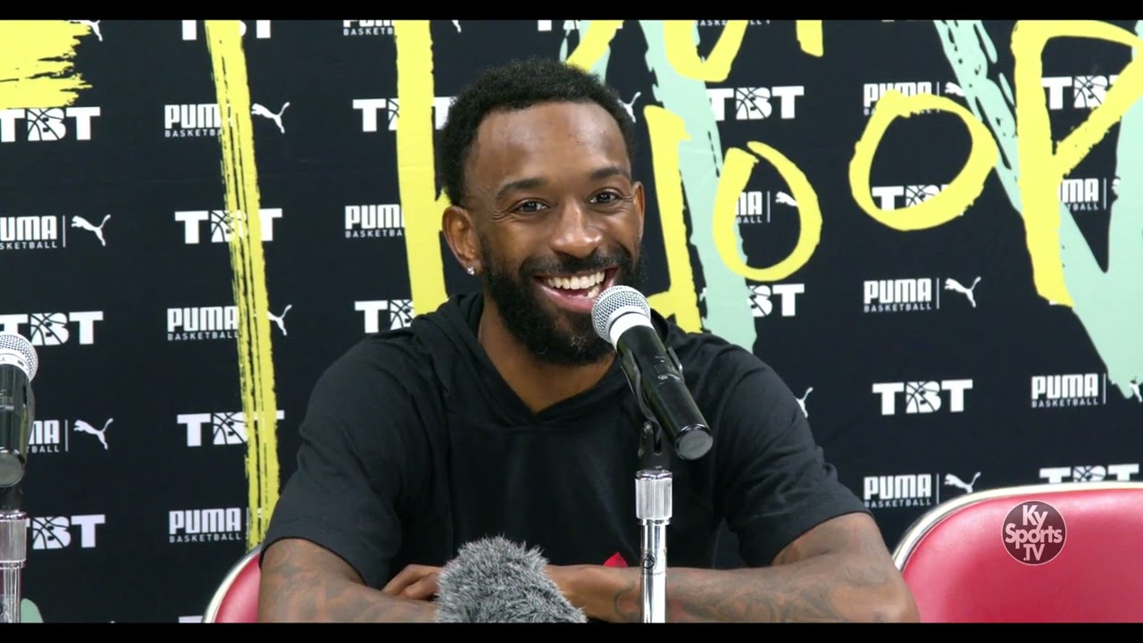 Russ Smith Postgame vs La Familia | KySports