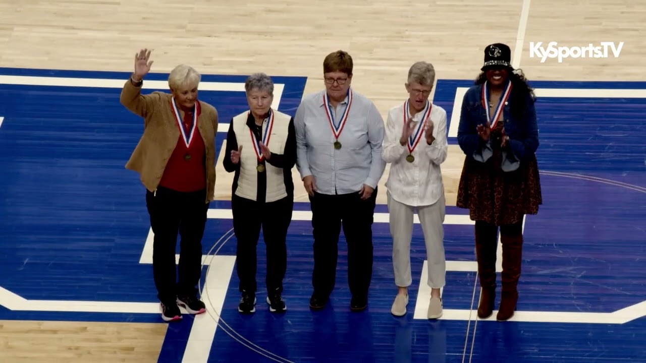 Butler Bearettes Basketball Celebrate 50 Year Anniversary of State ...